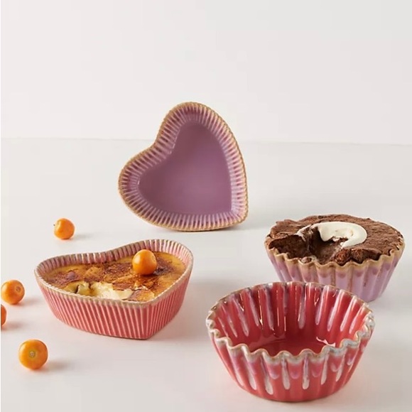 Anthropologie | Kitchen | Iso Anthropologie Valentine Ramekins Heart ...